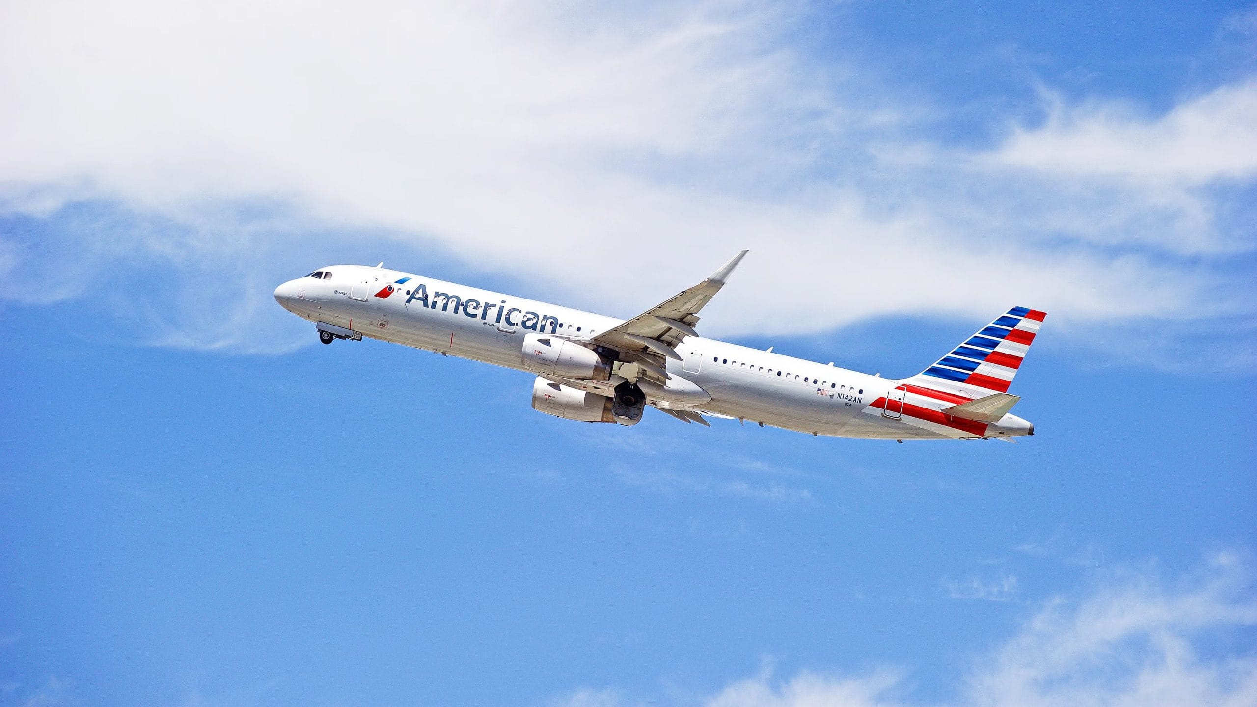 Explained: American Airlines SimplyMiles - Travelling on Points
